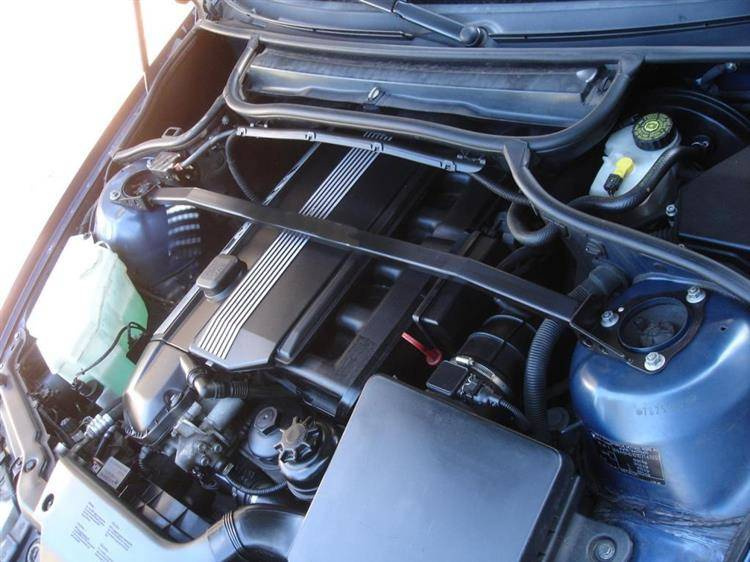 Rozpórka BMW E46 Sedan Touring TurboWorks | Zawieszenie \ Rozpórki ...